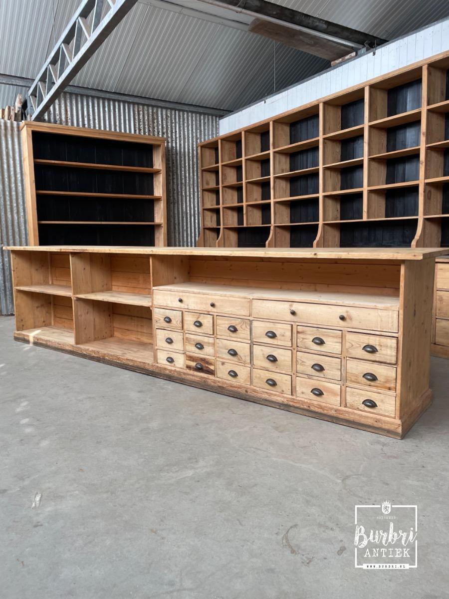 Winkelinrichting Antiek stijl in Hout grenen, - Antieke winkel ...