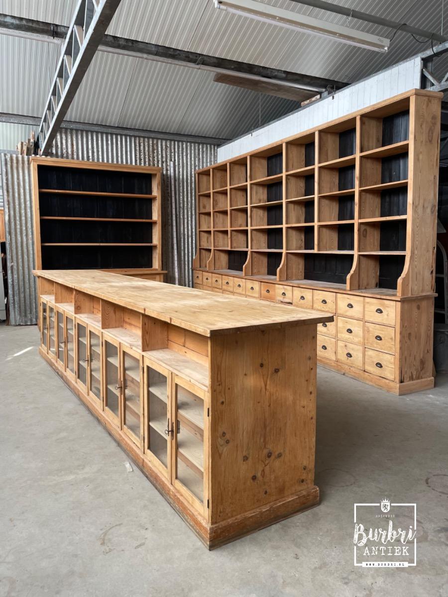 Winkelinrichting Antiek stijl in Hout grenen, - Antieke winkel ...