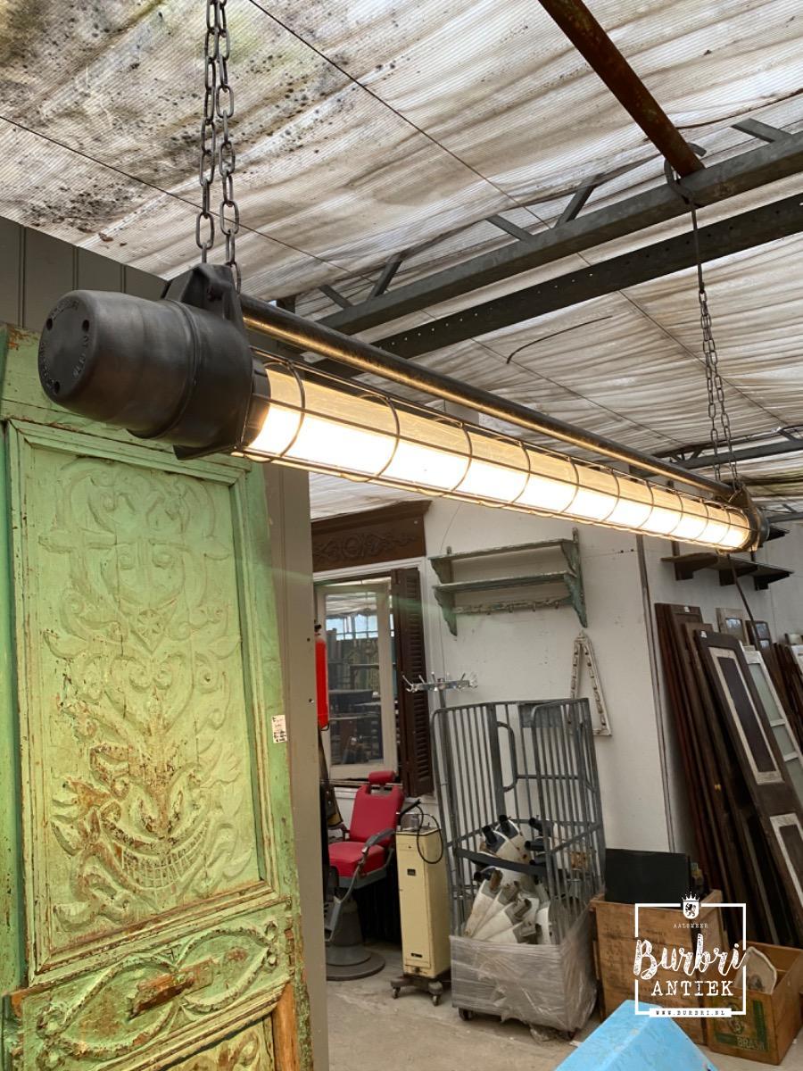 Industrial TL lights - Industriële TL lampen - Industriële Verlichting ...