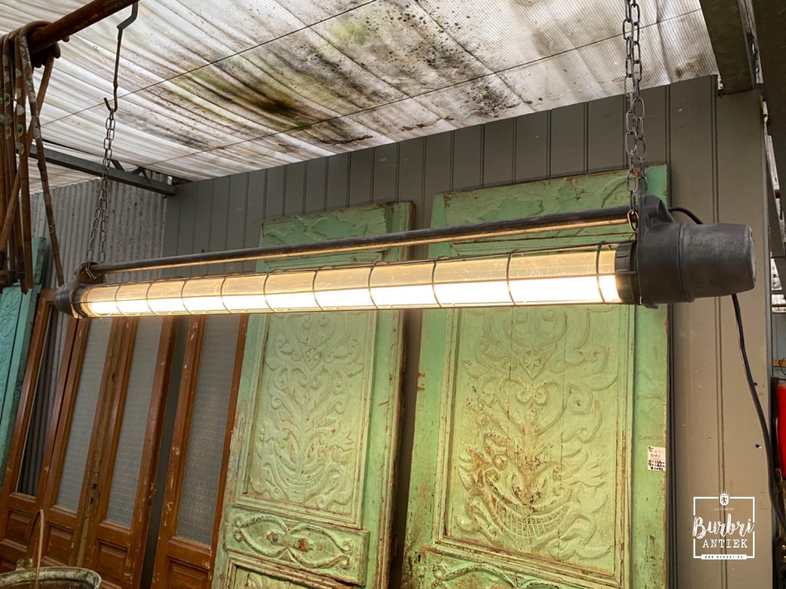 Industrial TL lights - Industriële TL lampen - Industriële Verlichting ...